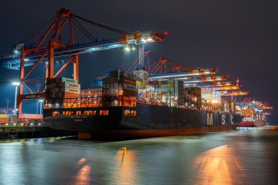 Flash / SCB EIC คาดว่ามูลค่าส่งออกสินค้าปี 2023 ยังโตได้ 1.2% แม้ส่งออกเดือน ก.พ. ติดลบต่อเนื่อง ...